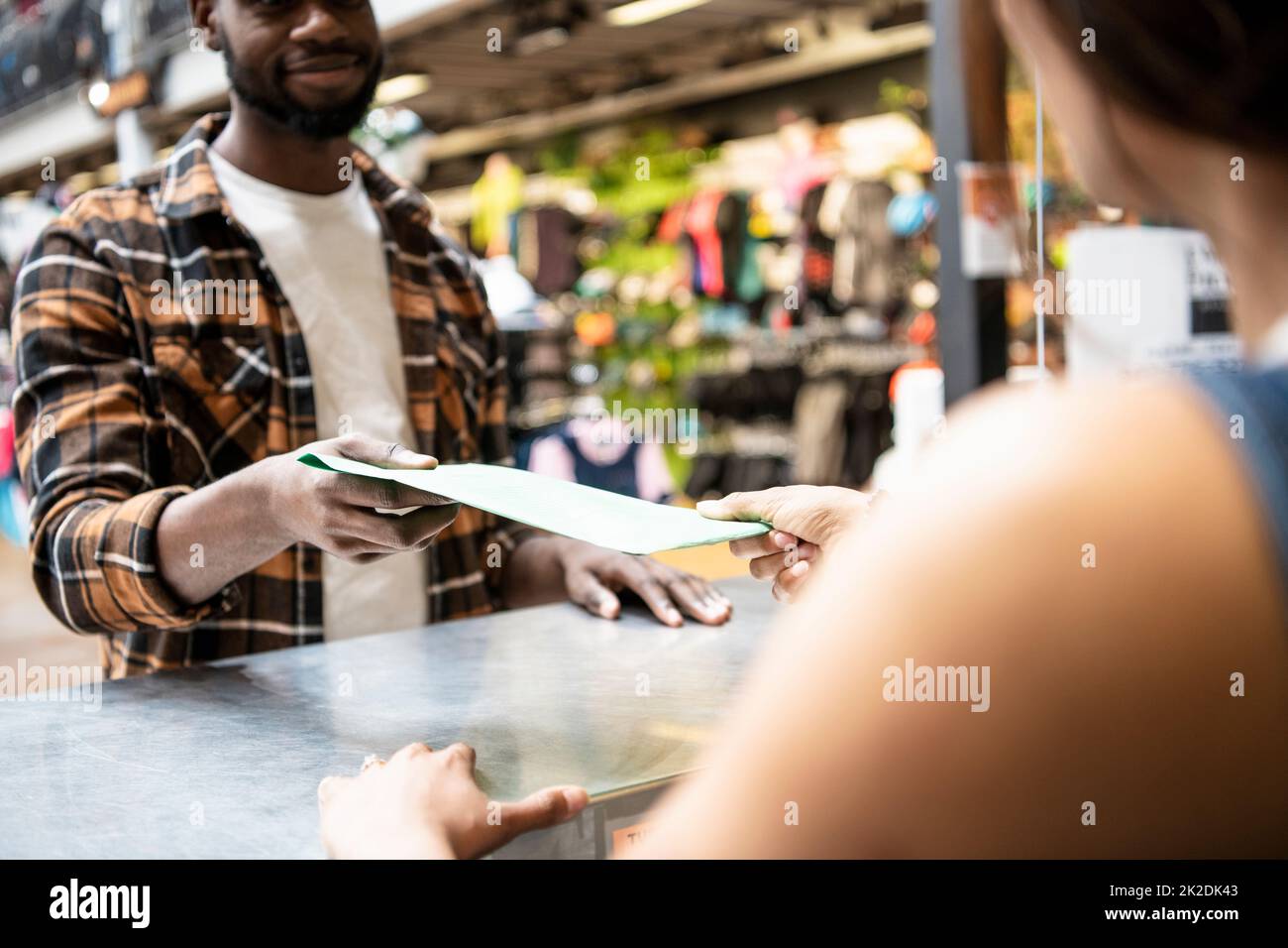 Customer shop counter hi-res stock photography and images - Alamy