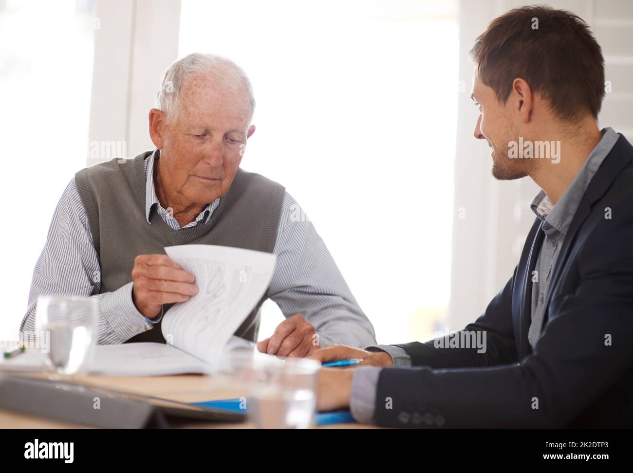 Explaining understanding hi-res stock photography and images - Alamy