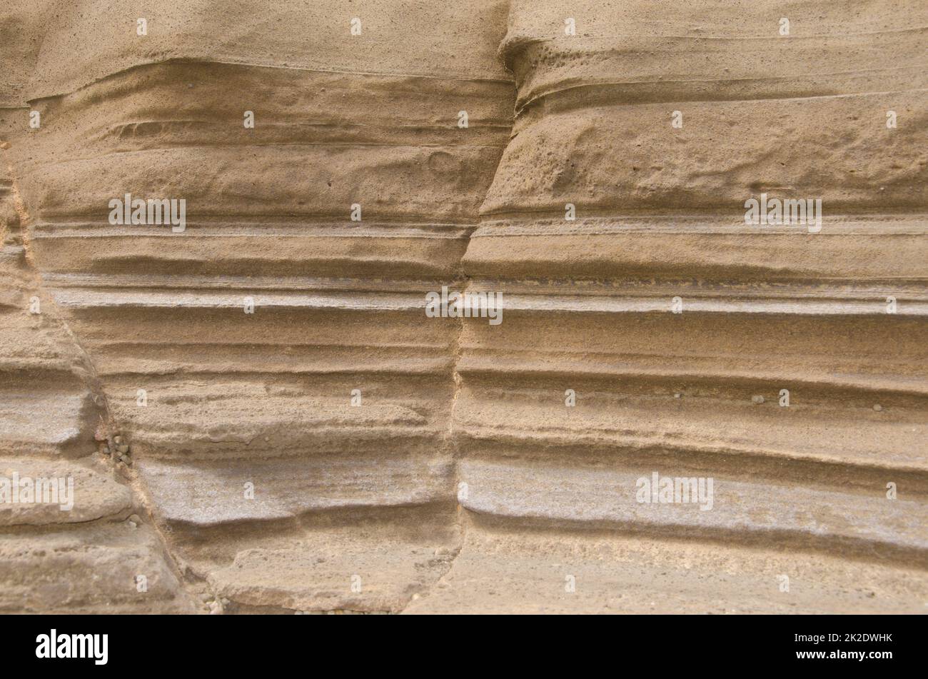 Strata layers different colours hi-res stock photography and images - Alamy