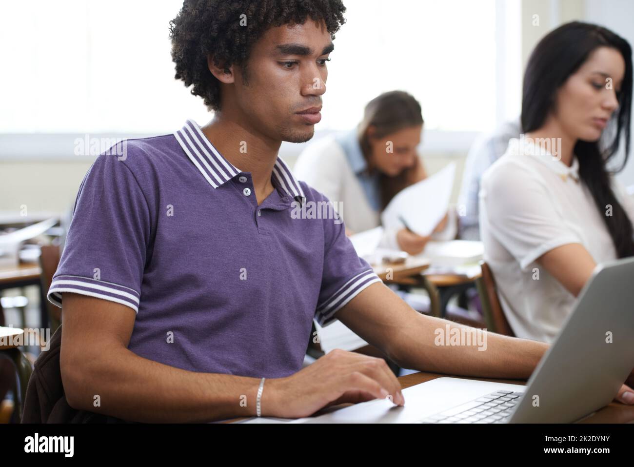 Students working on laptops hi-res stock photography and images - Alamy