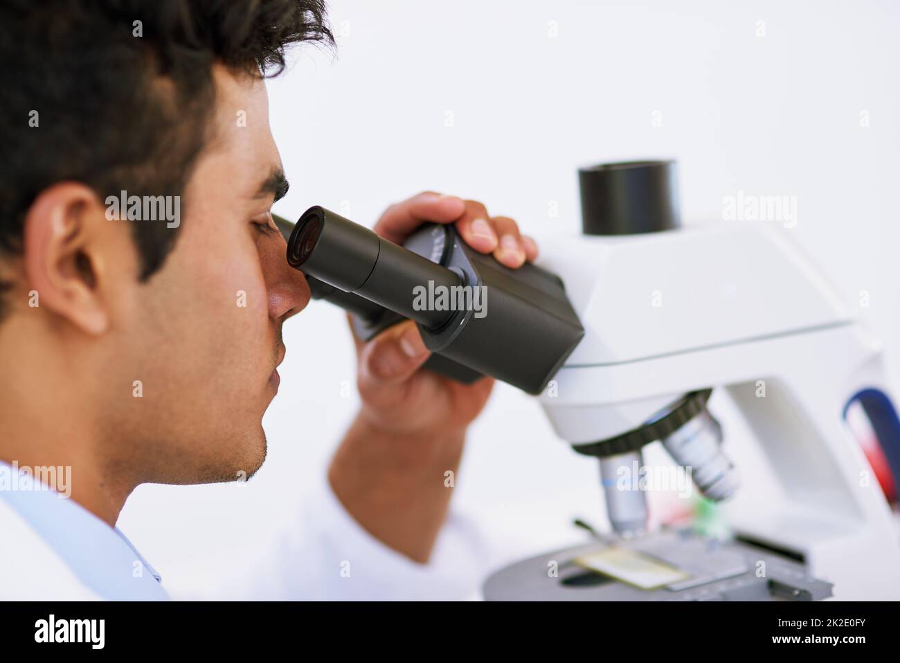 Technician men microscope natural hi-res stock photography and images ...