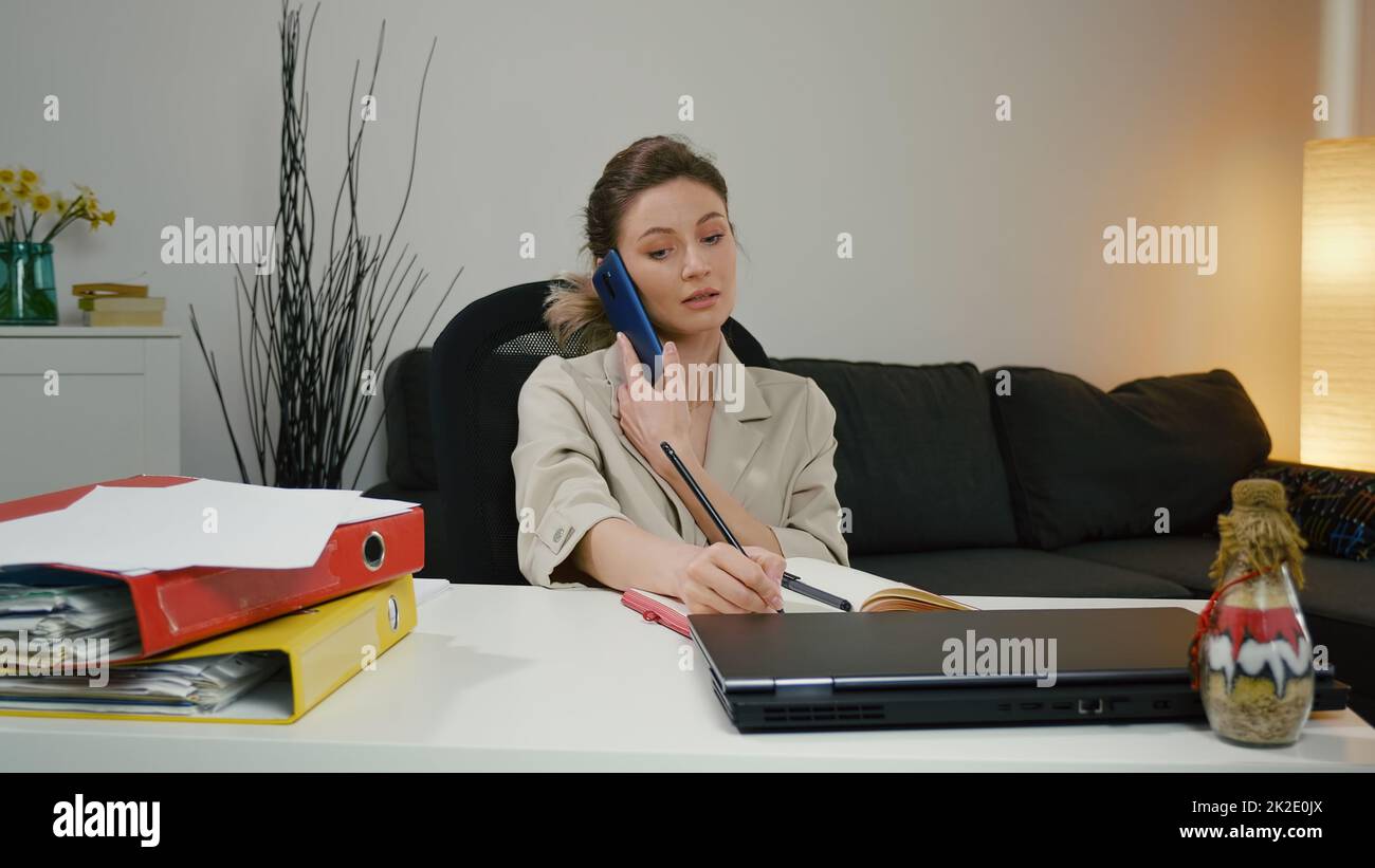 Female office manager hi-res stock photography and images - Alamy