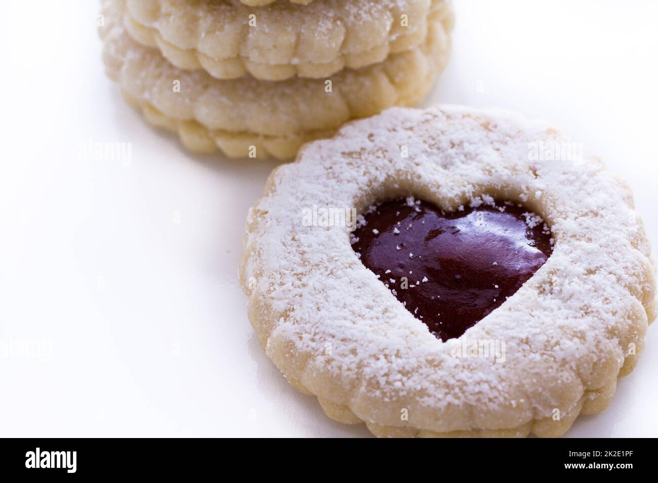 Linzer Torte Cookies Stock Photo - Alamy