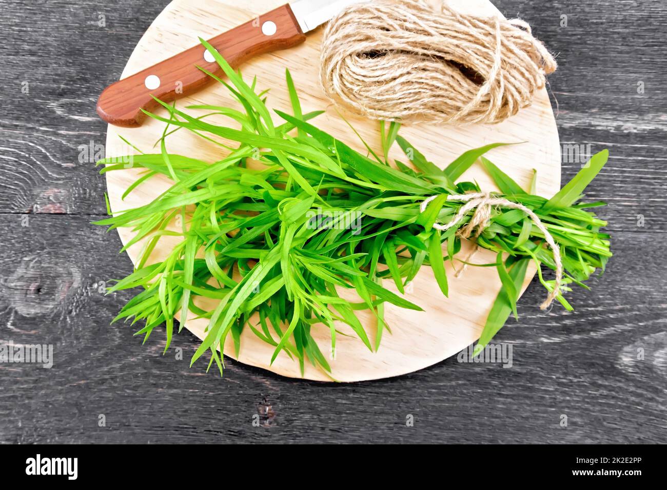 Knife and board hi-res stock photography and images - Alamy