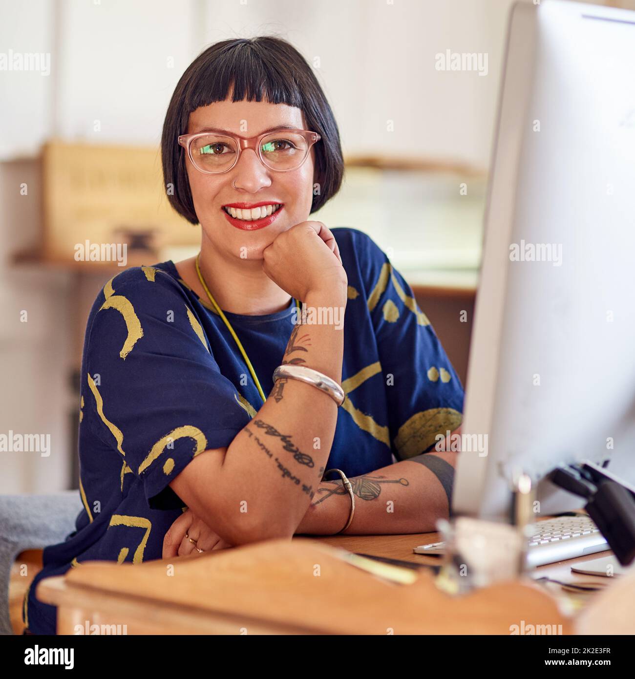 Portrait interior designer home hi-res stock photography and images - Alamy