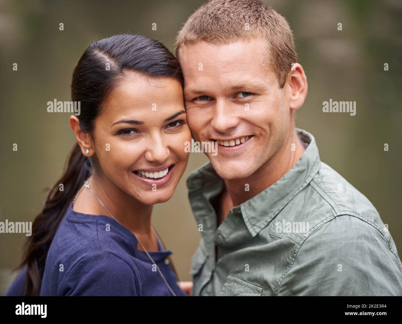 Zoo couple hi-res stock photography and images - Alamy