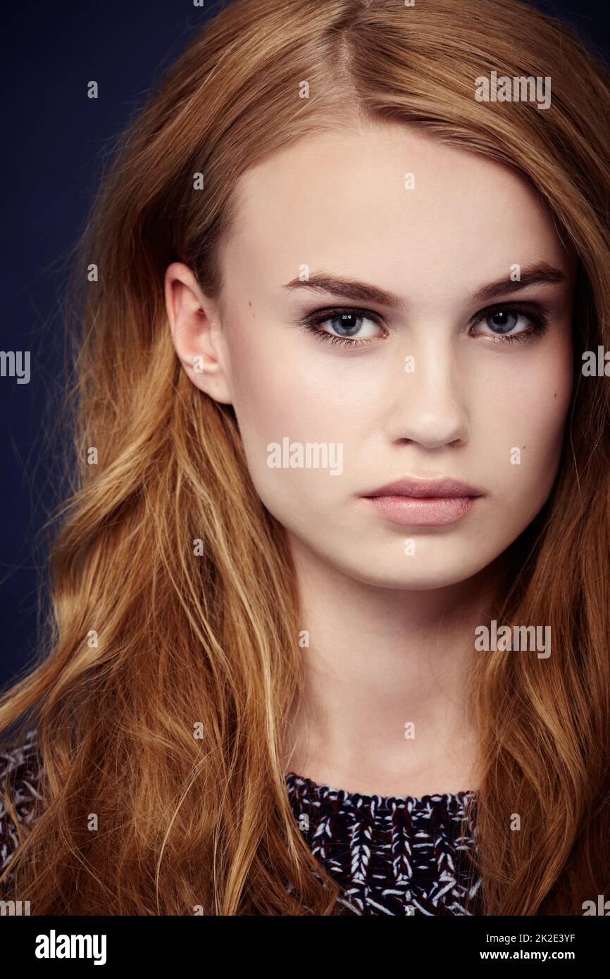 Female model beauty natural hi-res stock photography and images - Alamy