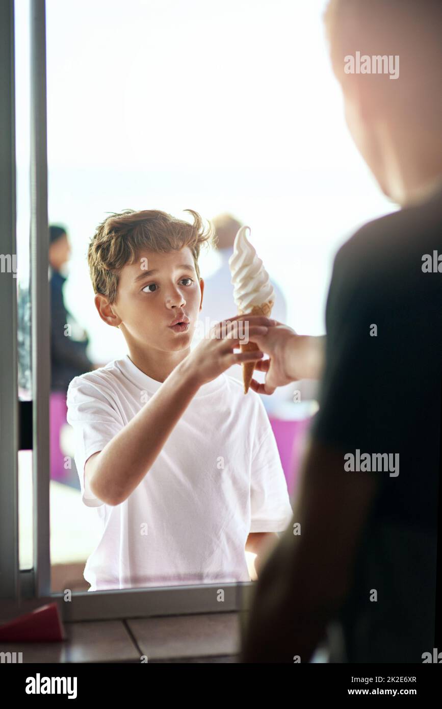 Getting ice cream hi-res stock photography and images - Alamy