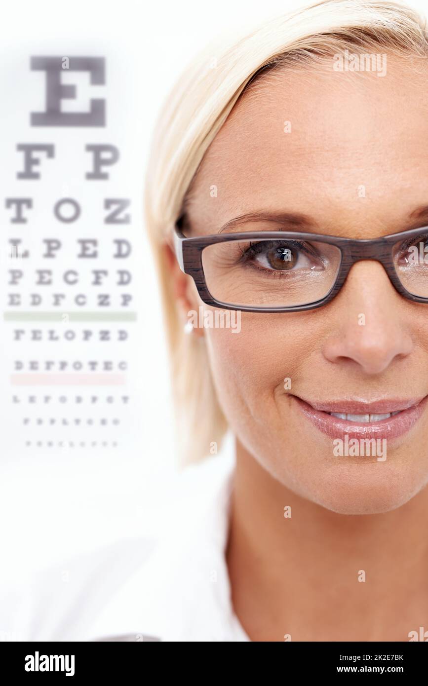 Snellen chart hi-res stock photography and images - Alamy