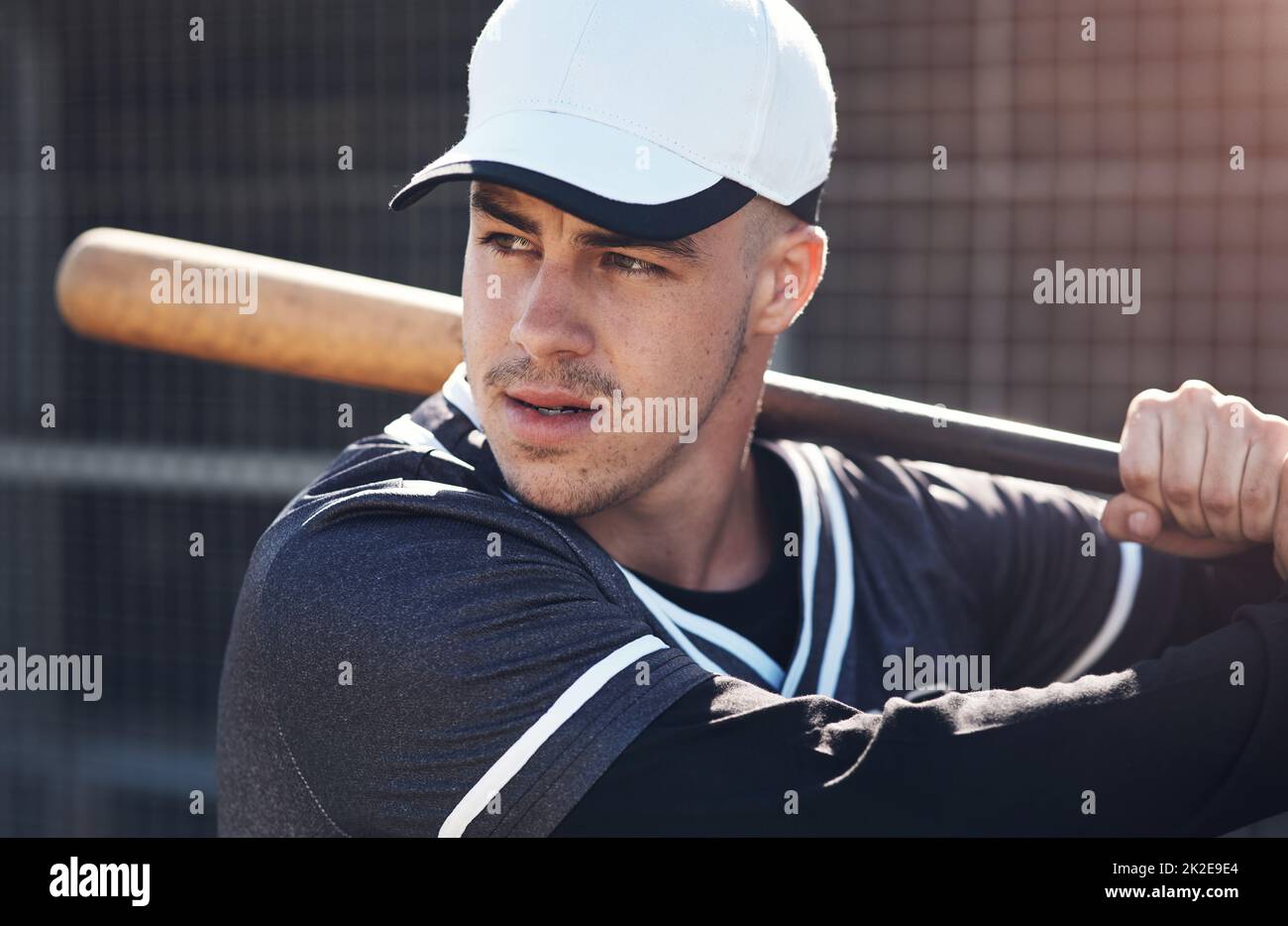 Baseball player swinging a bat hi-res stock photography and images - Alamy