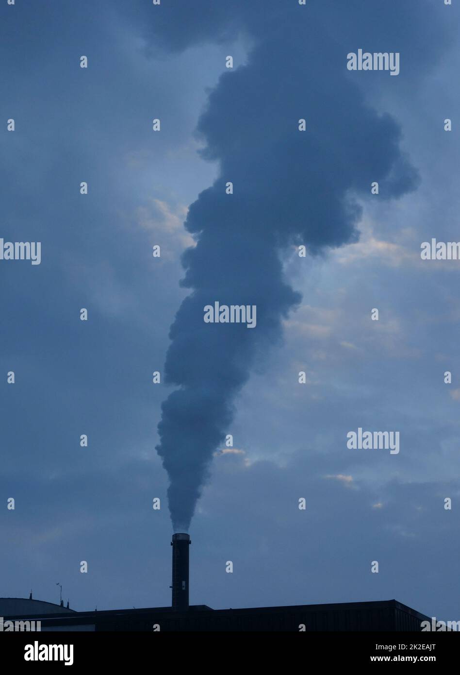 Nitrogen dioxide particles hi-res stock photography and images - Alamy