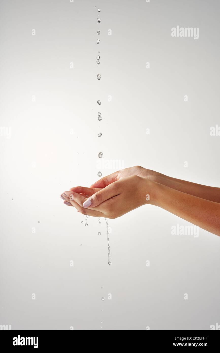 Pure water shot hi-res stock photography and images - Alamy