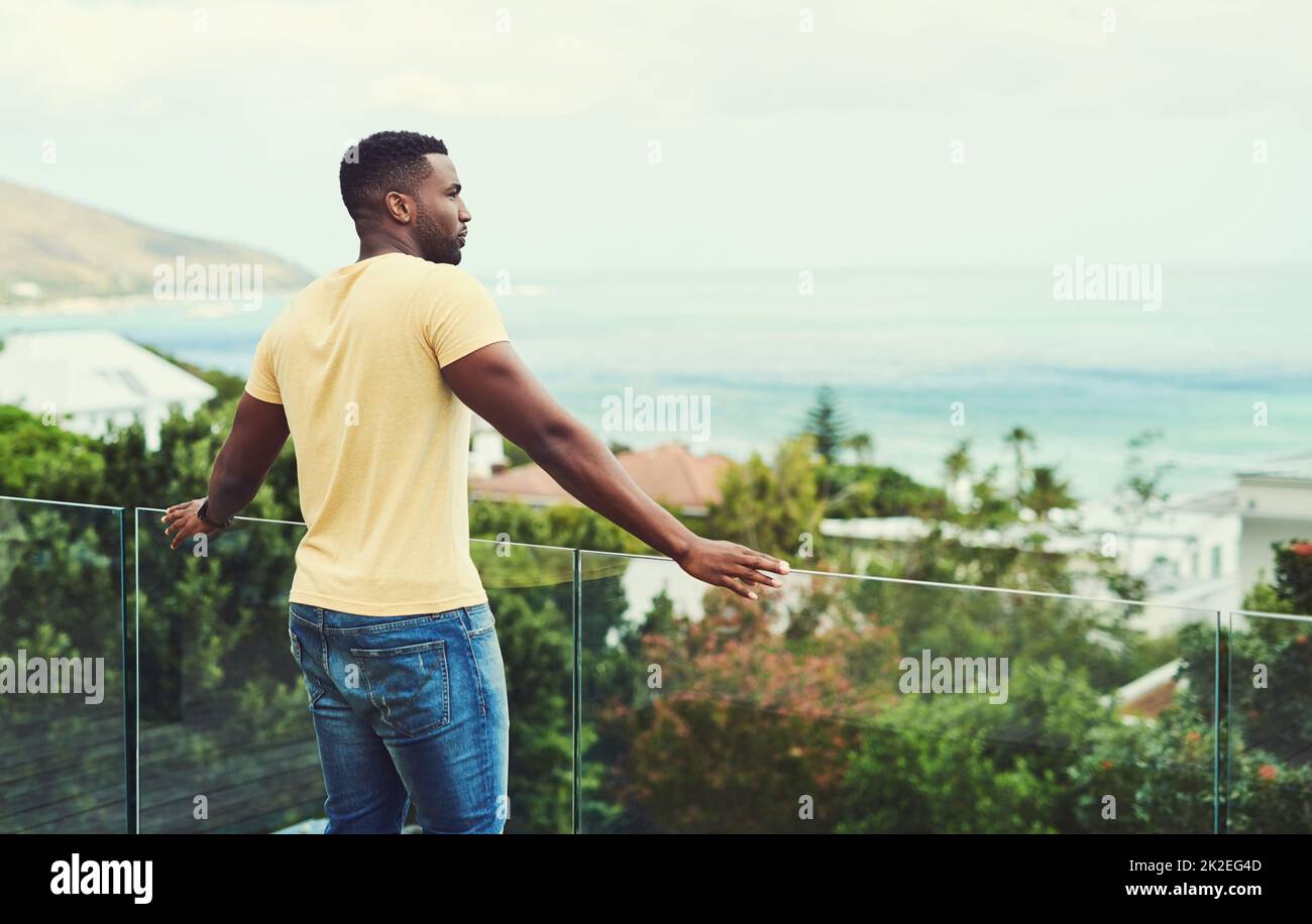 Man looking at scenery hi-res stock photography and images - Alamy