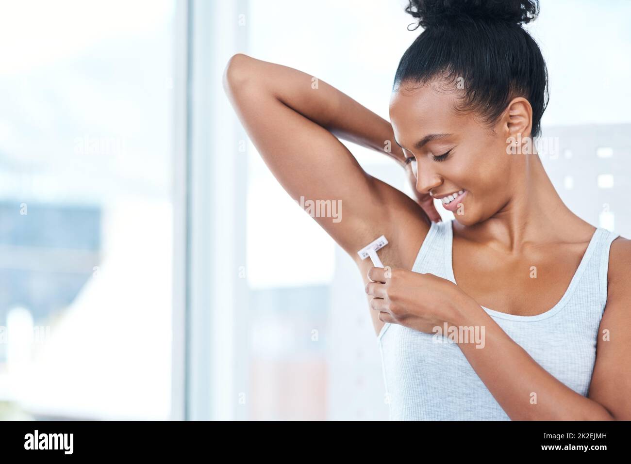 Shaving armpits hi-res stock photography and images - Alamy