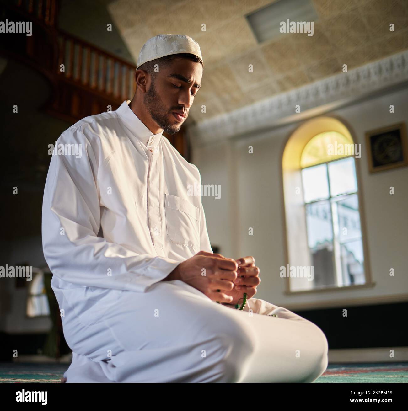 Muslim male hi-res stock photography and images - Alamy
