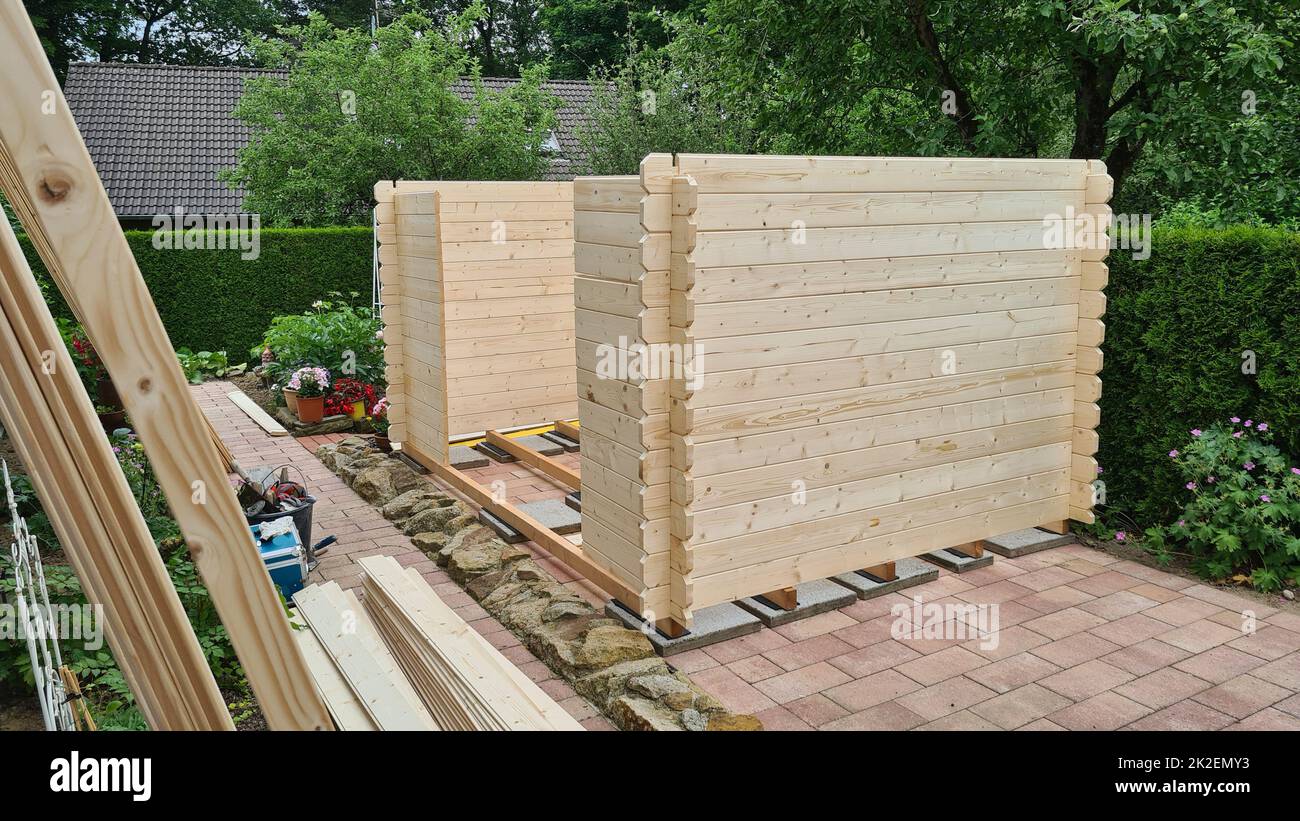 Nice log cabin under construction Stock Photo - Alamy