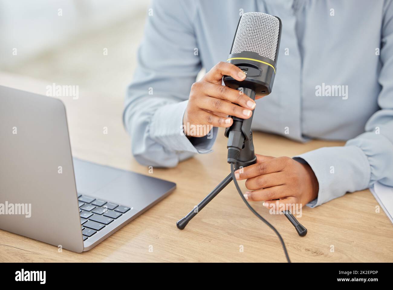 Young black woman speaking at the microphone hi-res stock photography ...