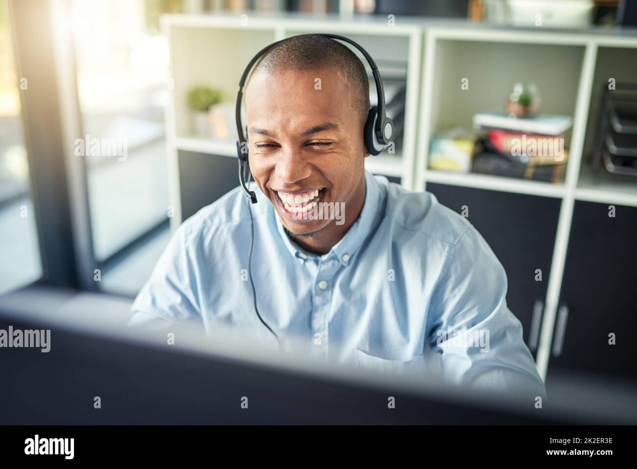 Friendly attitude hi-res stock photography and images - Alamy