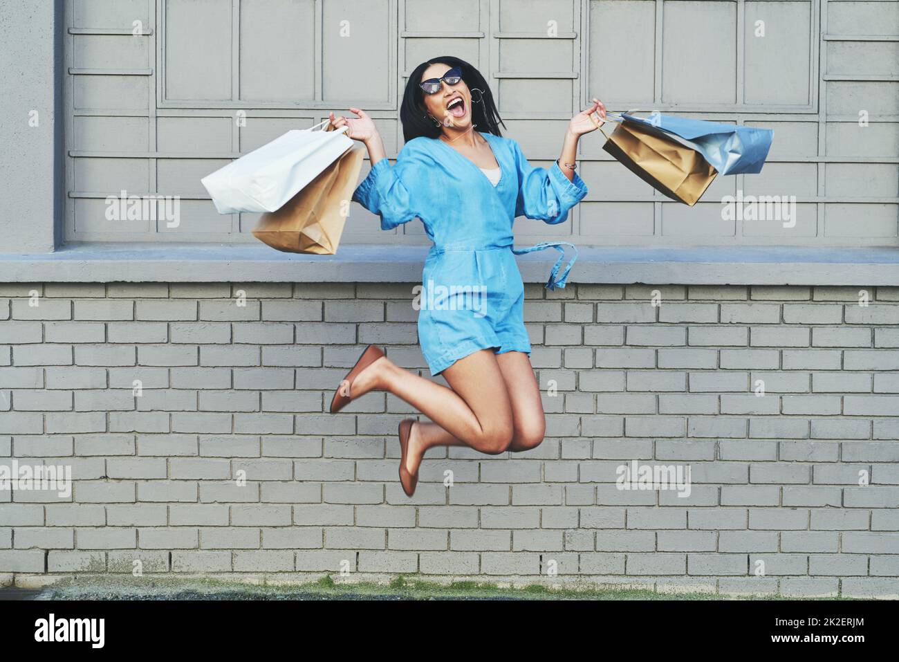 Shopping joy hi-res stock photography and images - Alamy