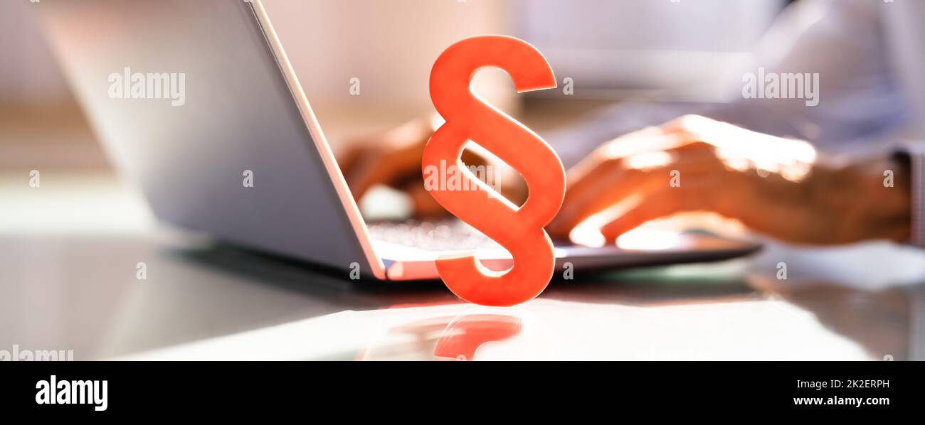 Paragraph Court Law Tech On Computer Stock Photo - Alamy