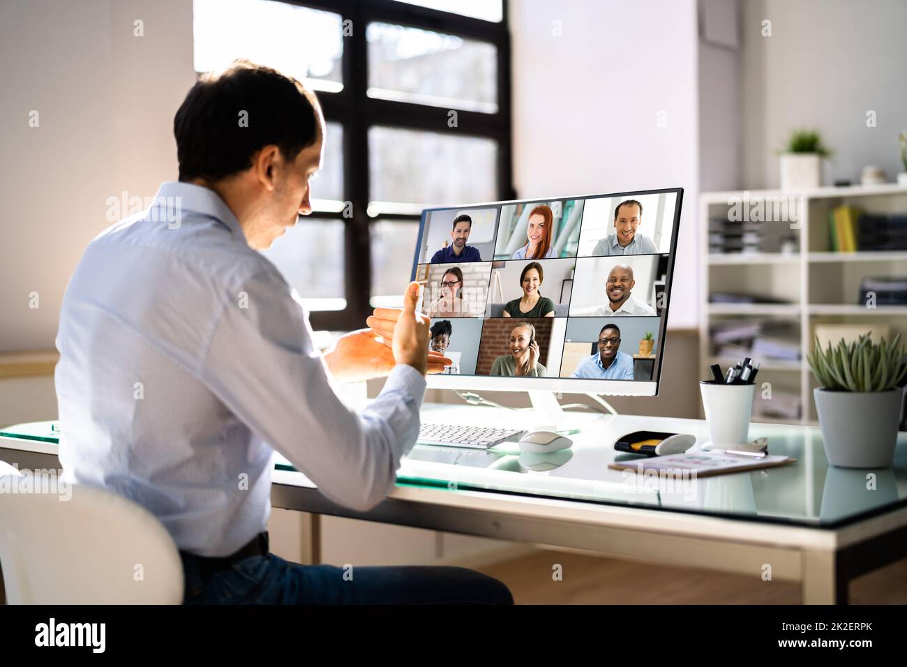 Sign Language Deaf Disabled People Video Conference Stock Photo - Alamy