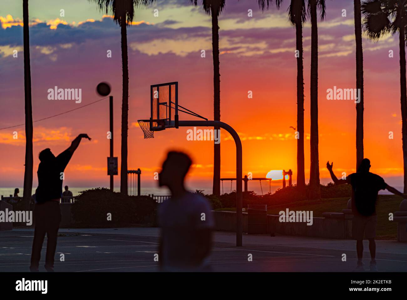 Beach basketball hi-res stock photography and images - Alamy