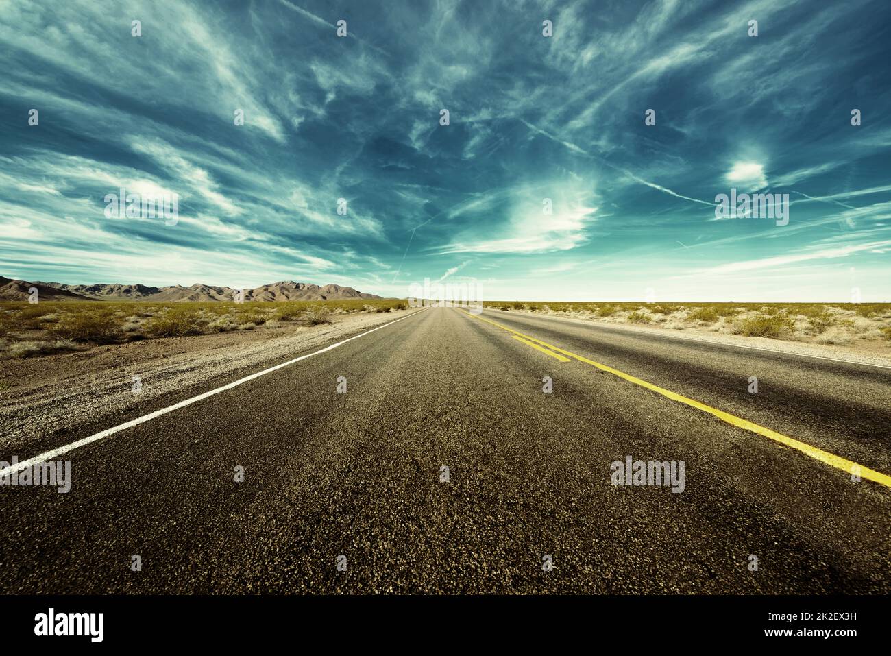 Highway road hi-res stock photography and images - Alamy