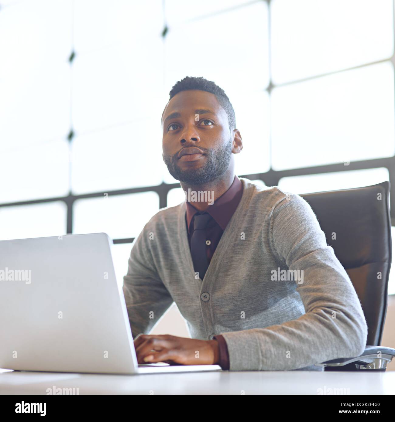 Men working ahead hi-res stock photography and images - Alamy