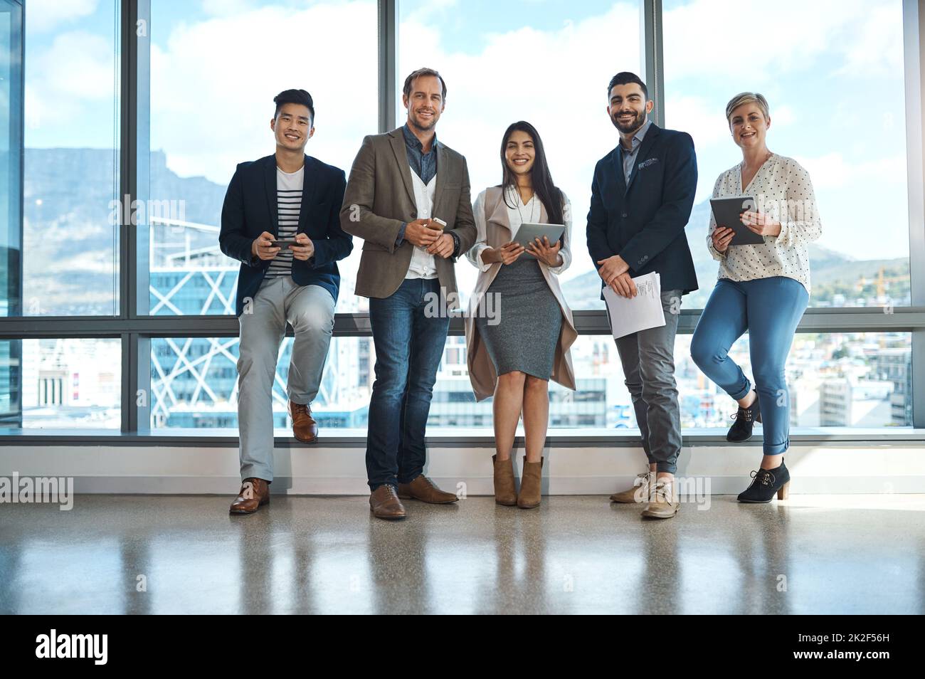 Diverse technology hi-res stock photography and images - Alamy