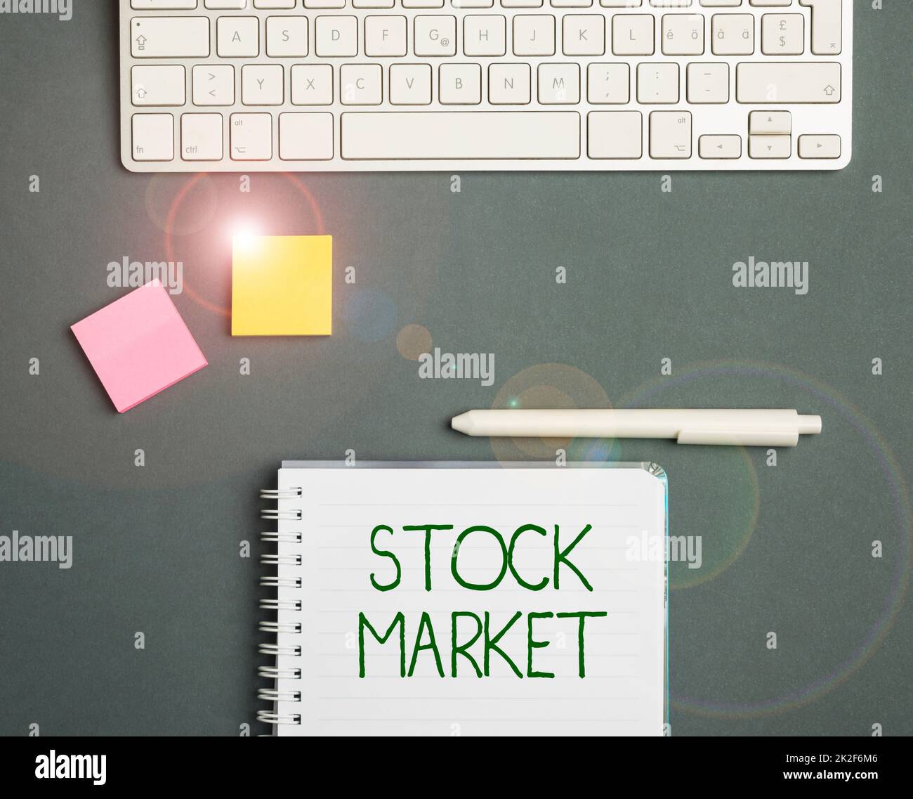 Shift table hi-res stock photography and images - Alamy