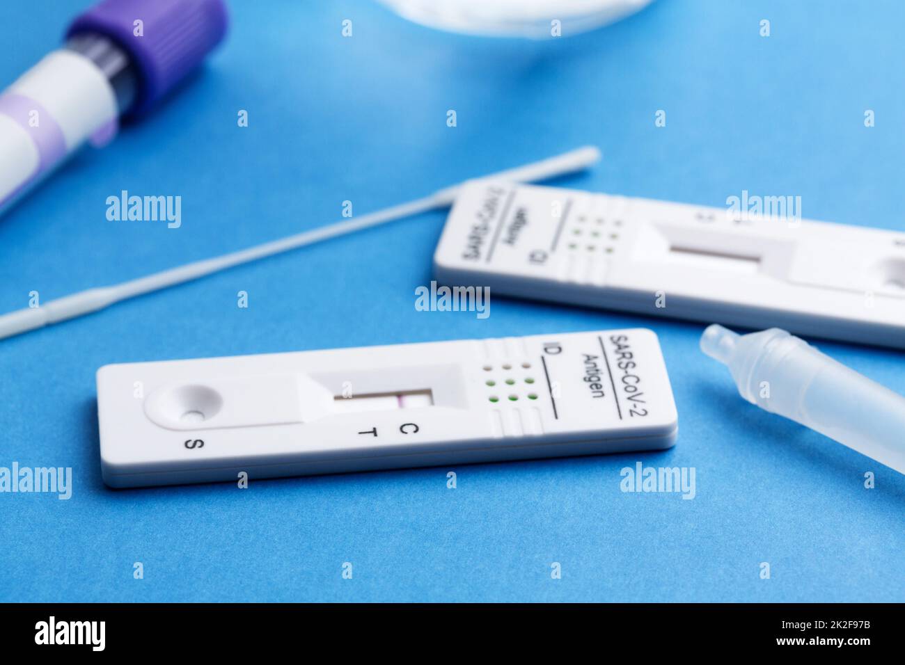 Negative test result by using rapid test device for COVID-19 Stock ...