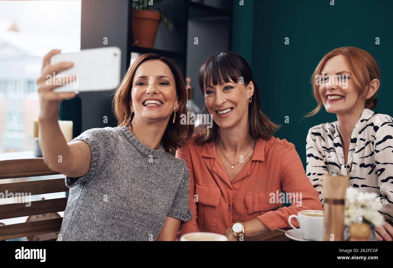 Group middle aged people taking hi-res stock photography and images - Alamy