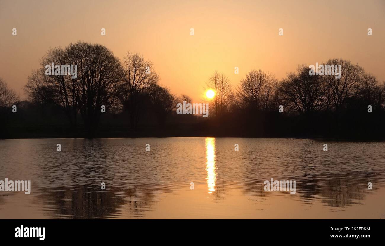 Romantic sunset hi-res stock photography and images - Alamy