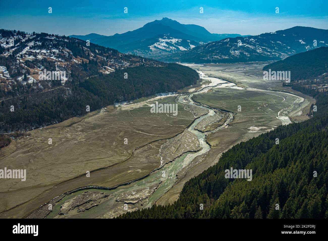 Dry mountain lake drought hi-res stock photography and images - Alamy