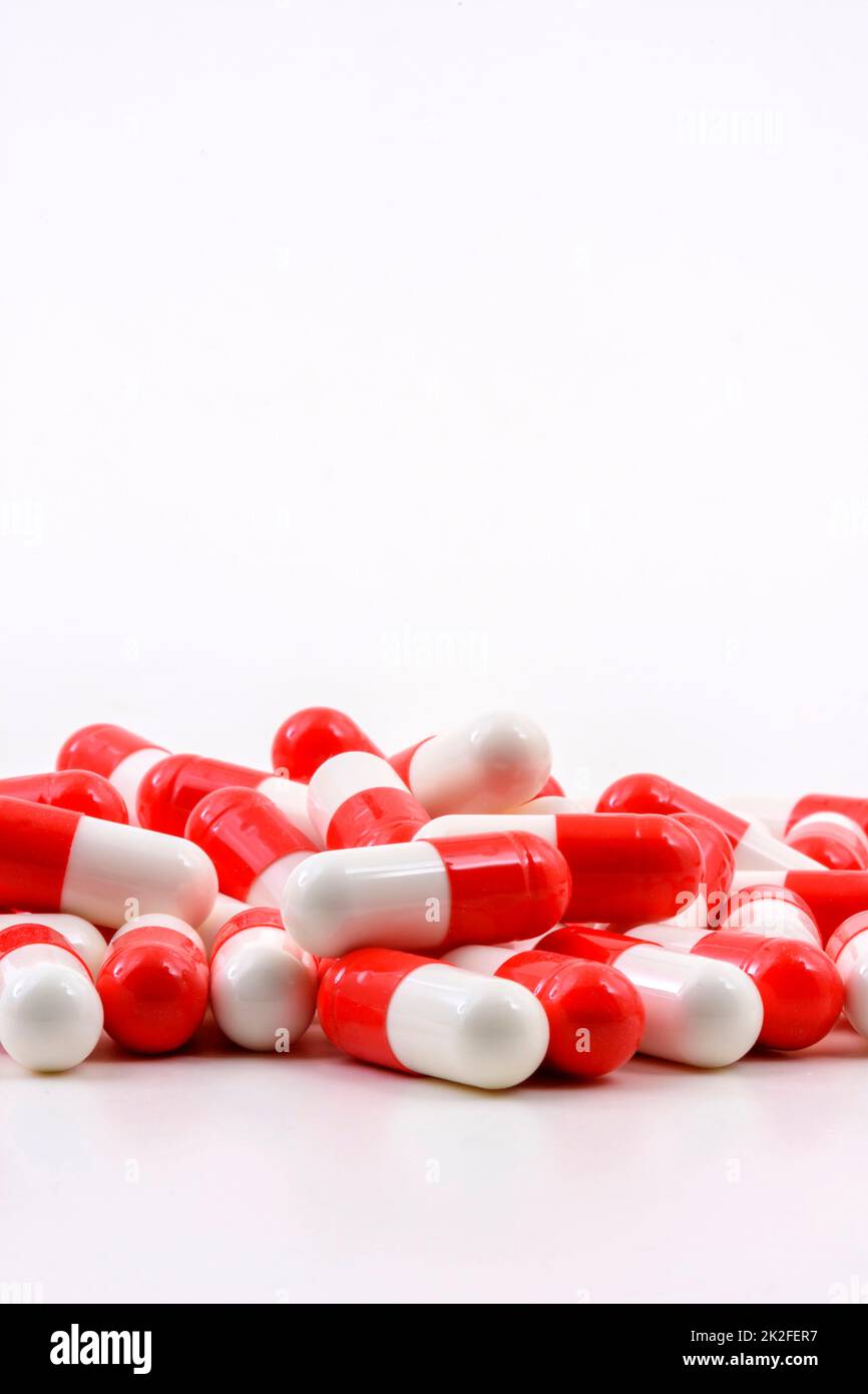 White oval pill hi-res stock photography and images - Alamy
