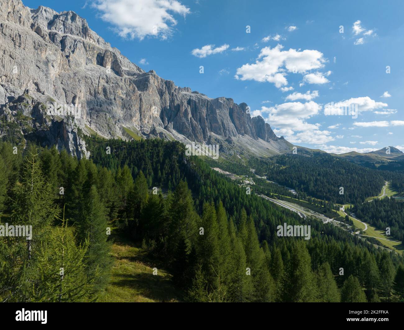 Cinematic mountain aerial hi-res stock photography and images - Alamy