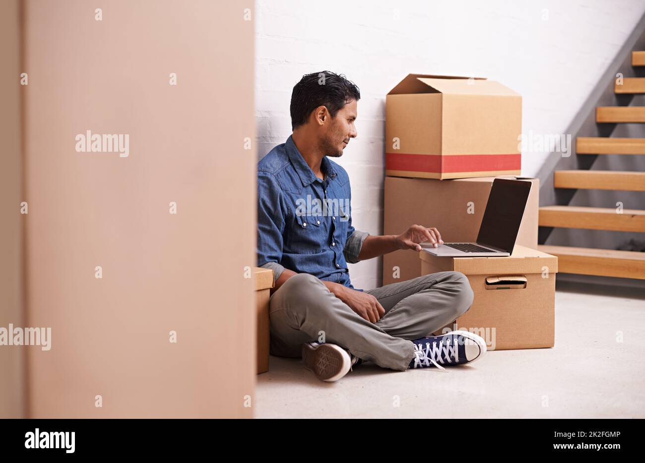 Between boxes hi-res stock photography and images - Alamy