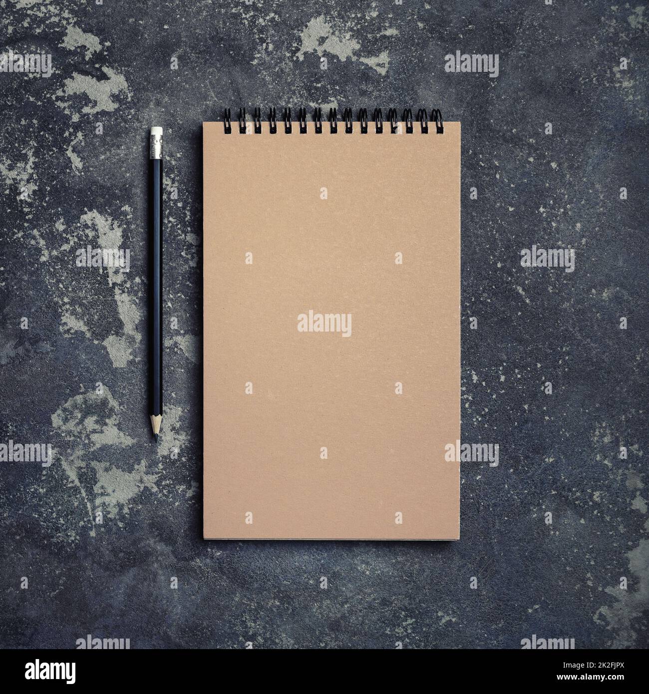 Kraft notebook hi-res stock photography and images - Alamy