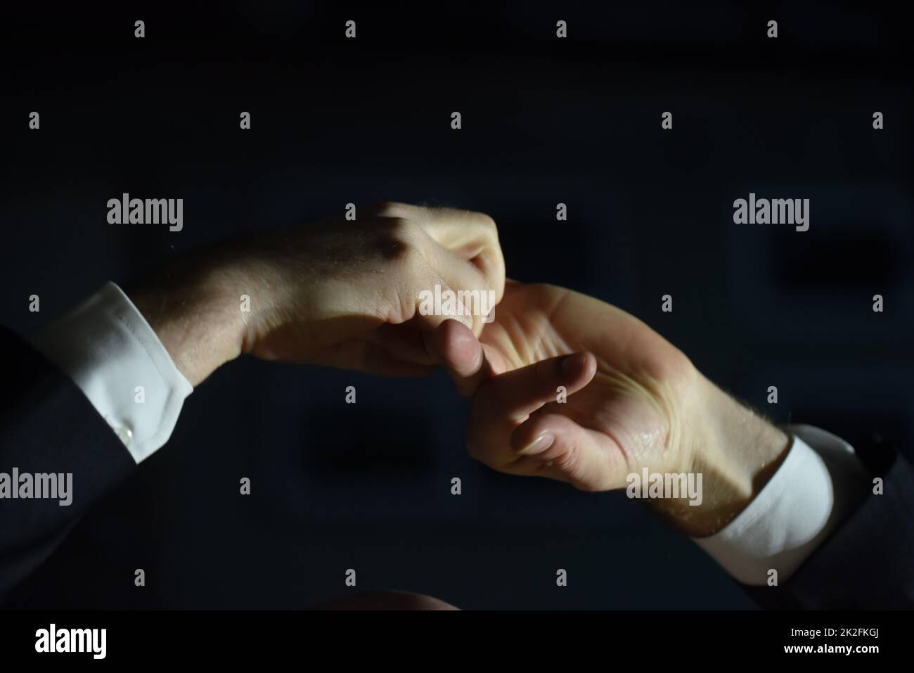 Body parts touch touch hi-res stock photography and images - Alamy