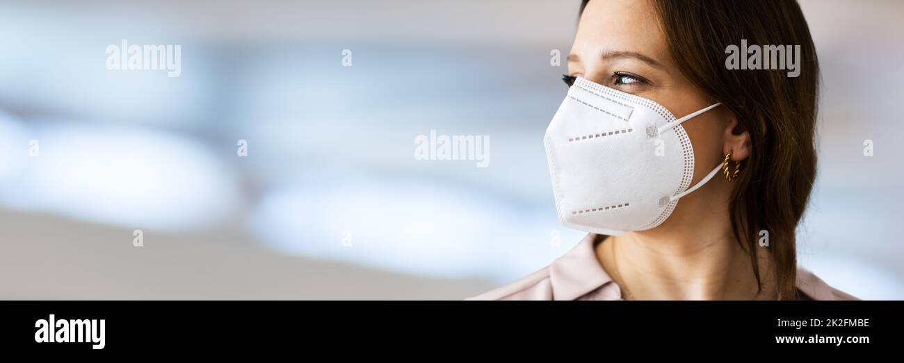Woman Wearing N95 Medical Face Mask Stock Photo - Alamy