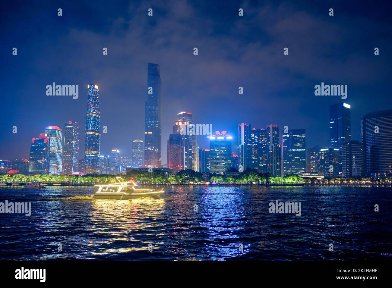 Guangzhou skyline. Guangzhou, China Stock Photo - Alamy