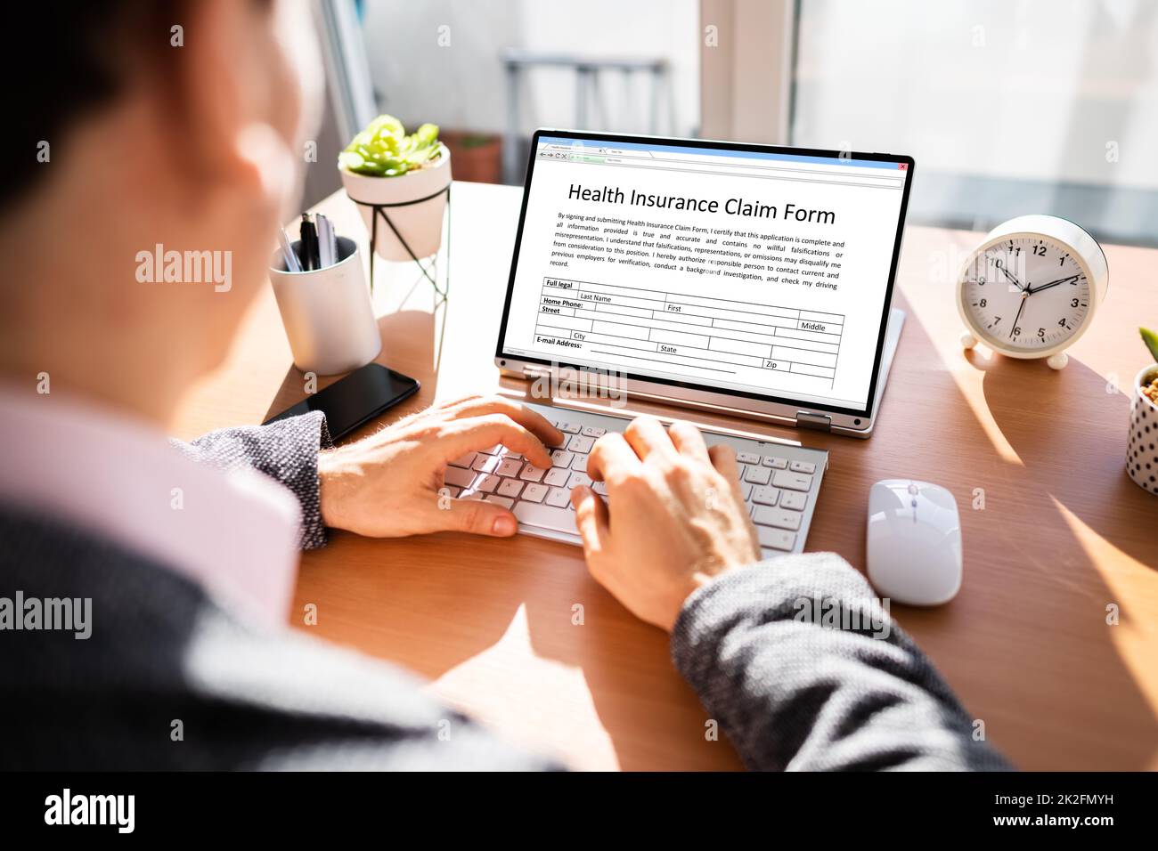 Worker Accident Insurance Disability Compensation Stock Photo - Alamy