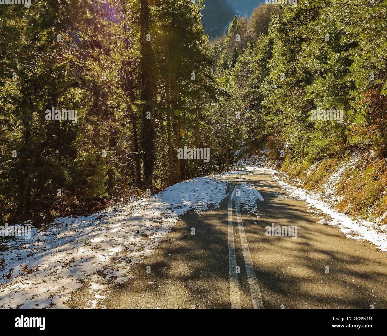 Empty Highway, Olympus Mount National Park Stock Photo - Alamy