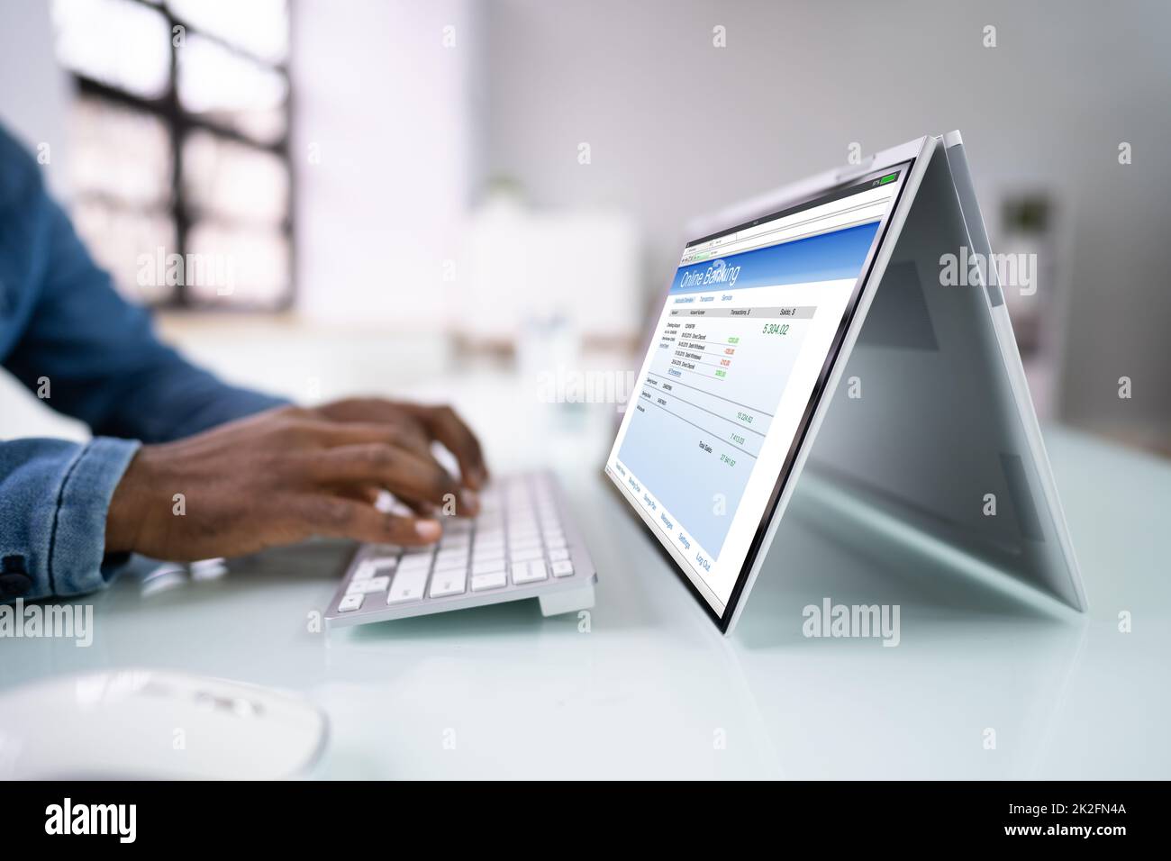 Bank balance hi-res stock photography and images - Alamy