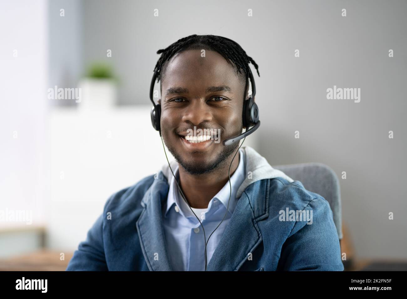 Agent man hi-res stock photography and images - Alamy