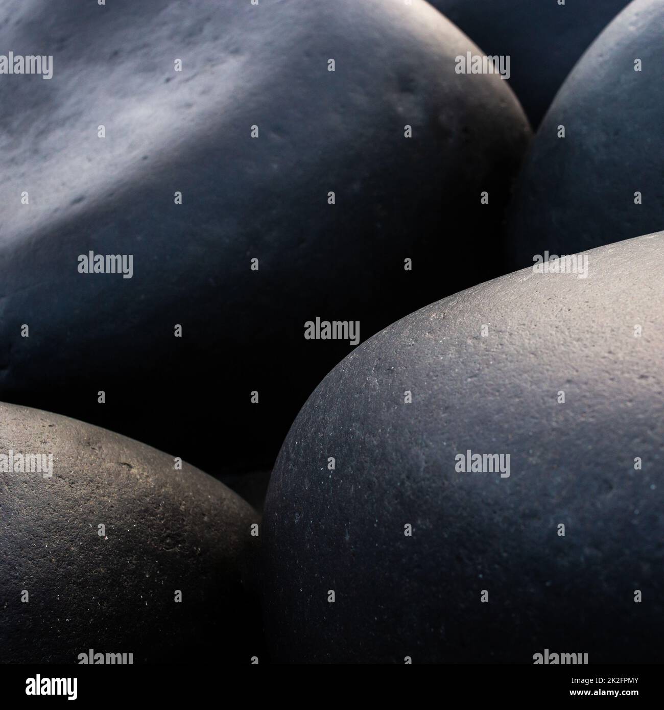 Big pebbles hi-res stock photography and images - Alamy