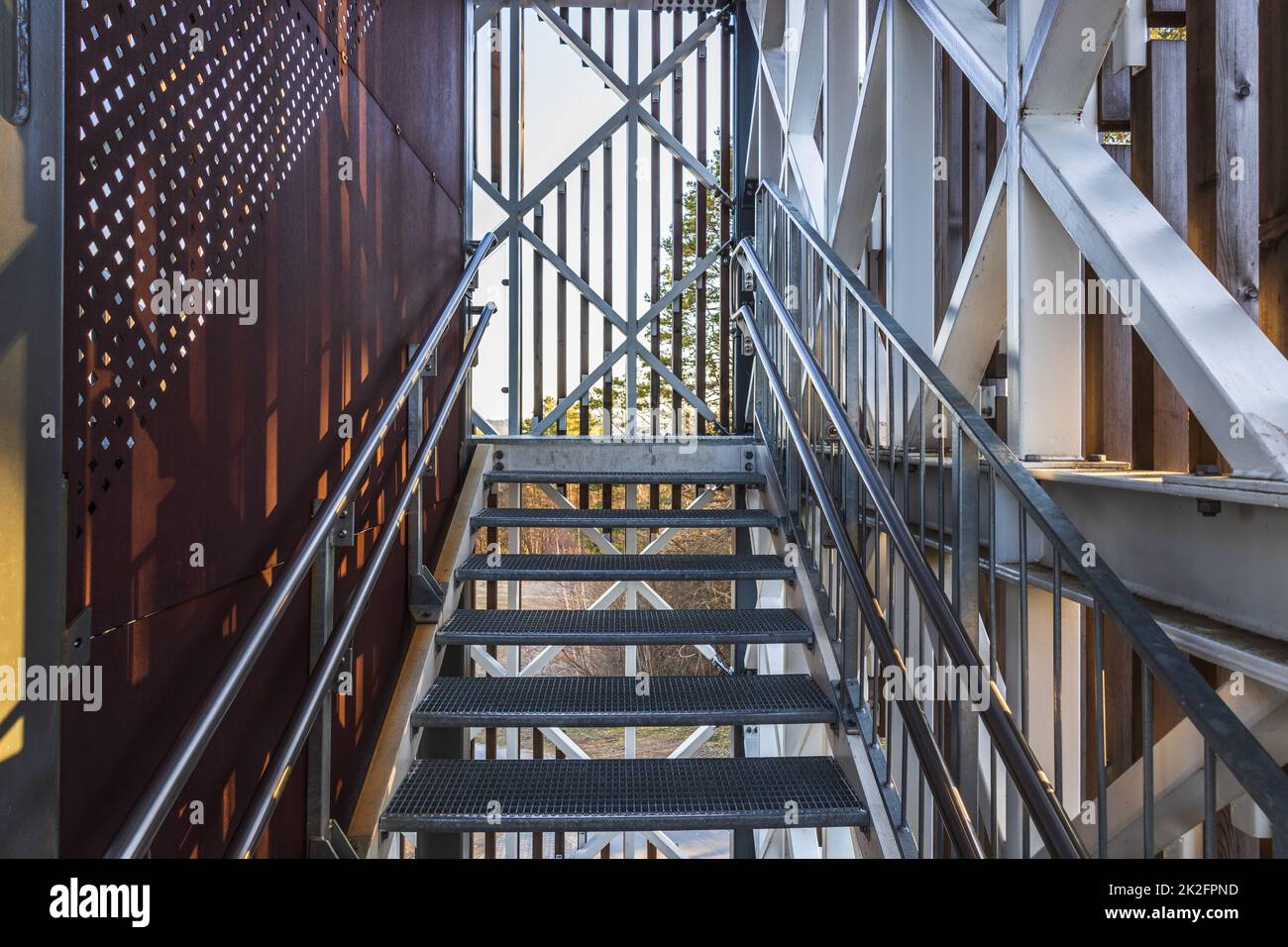 Modern steel railing hi-res stock photography and images - Alamy