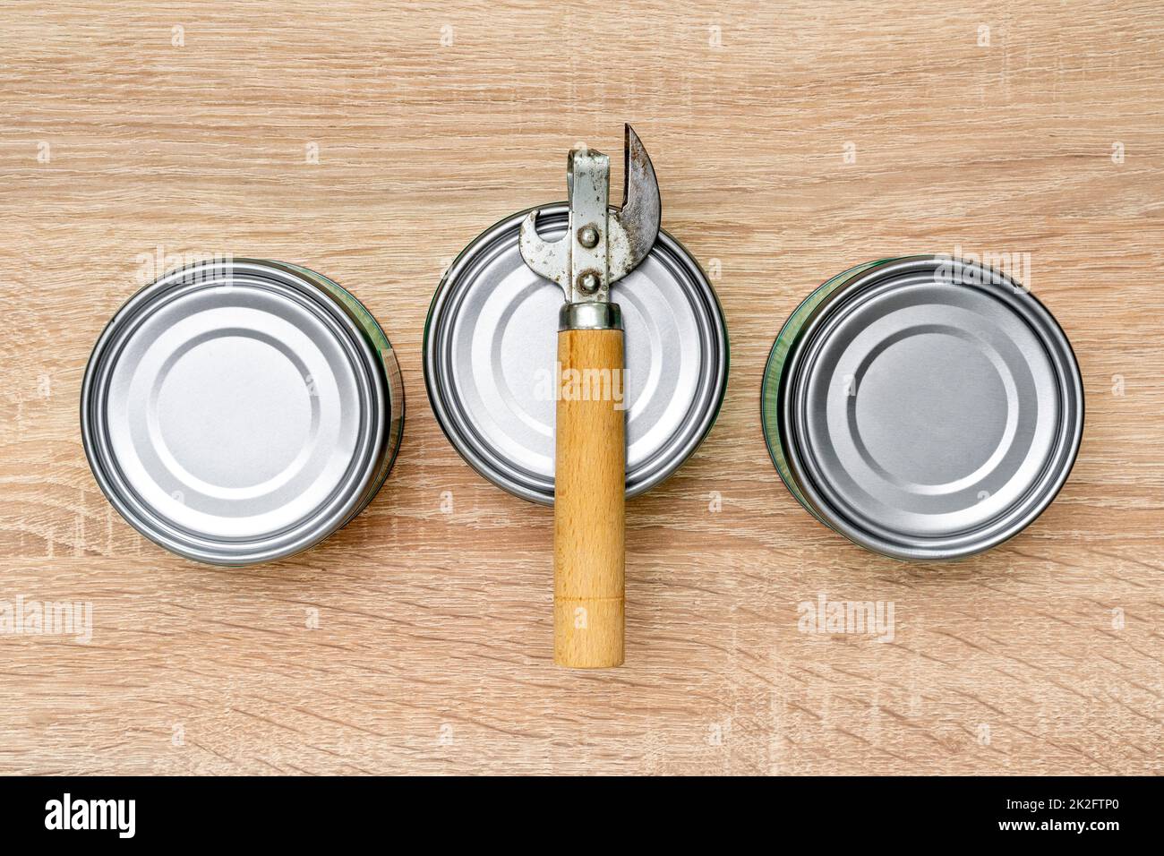 Old cans hi-res stock photography and images - Alamy