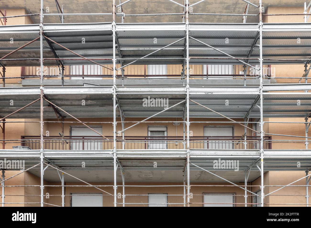 Scaffolding facade hi-res stock photography and images - Alamy