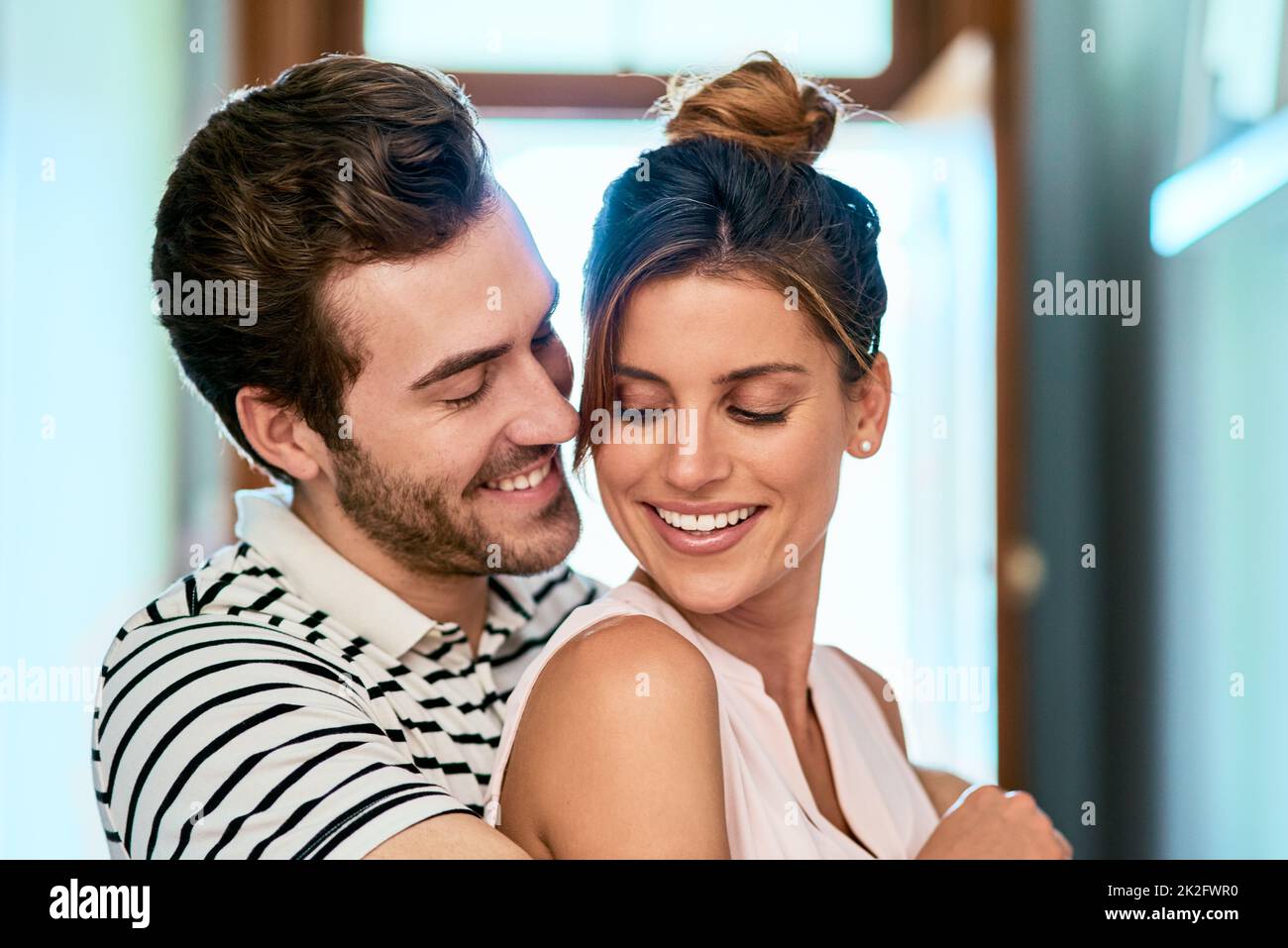 Man woman couple looking inside interior hi-res stock photography and ...